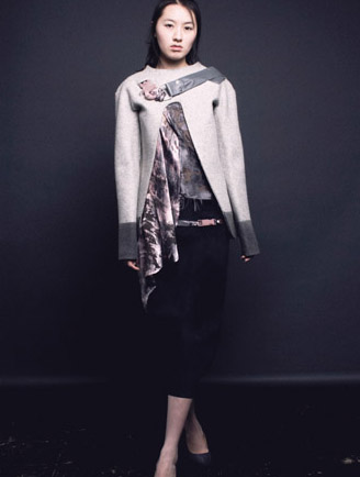 The Fashion Connector - Jennifer Ruth Low